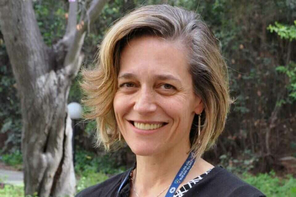 דעה | ניצוצות טבולים בדבש | ישראל היום