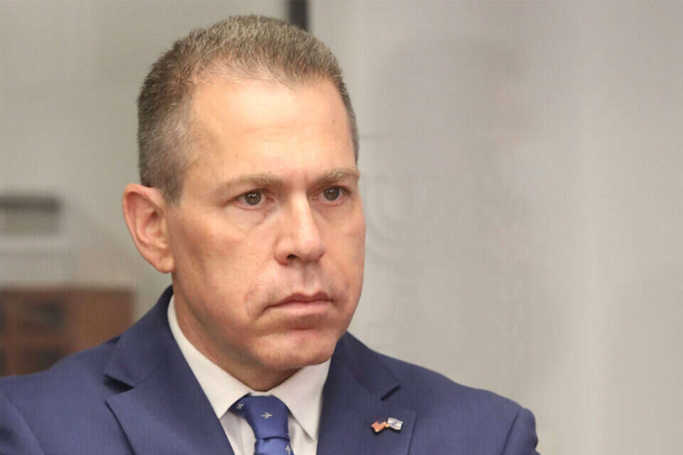 ארדן תקף את השגריר הפלשתיני: "אתם משלמים מיליונים למחבלים" | ישראל היום