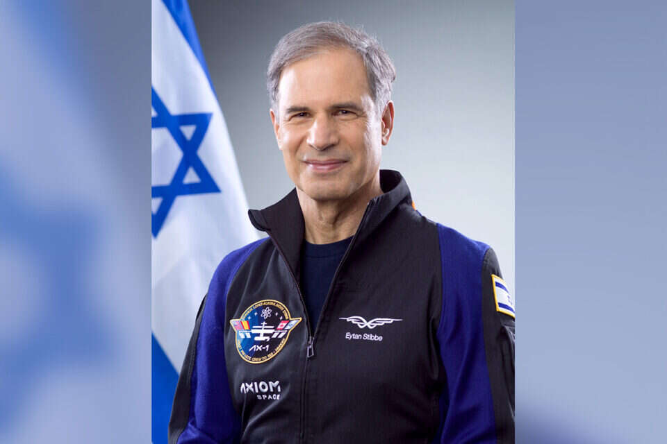 האסטרונאוט הישראלי השני ל"ישראל היום": "אקח לחלל ציור שציירה בתו של ...