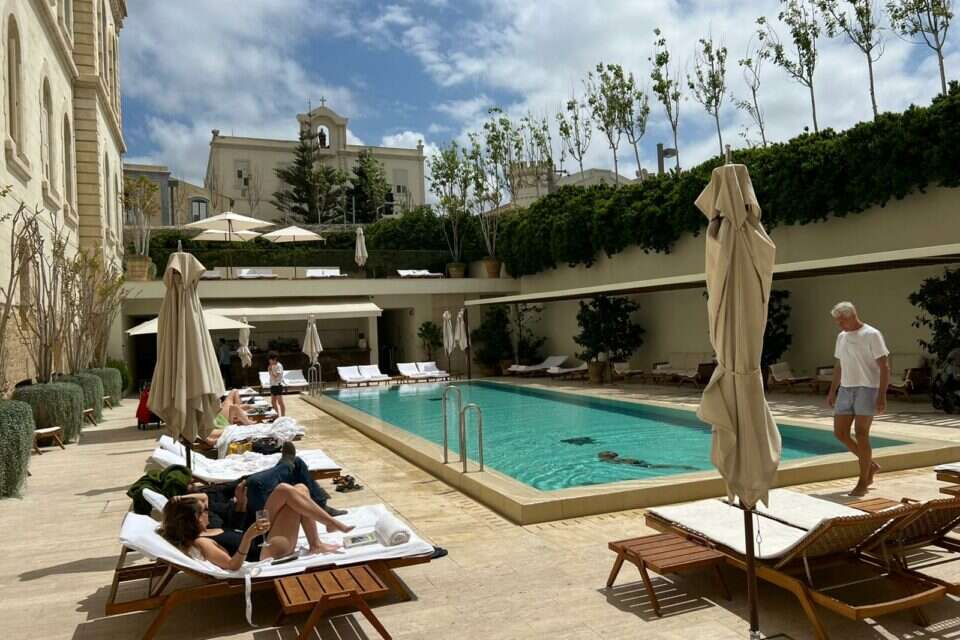 After two years: one of the most prestigious hotels in Israel has fully ...