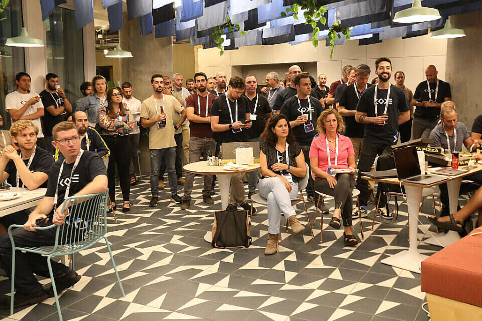 טכנולוגיות לזיכרון השואה וניטור של פרויקטי בנייה מזהמים: מאות מתנדבים ...