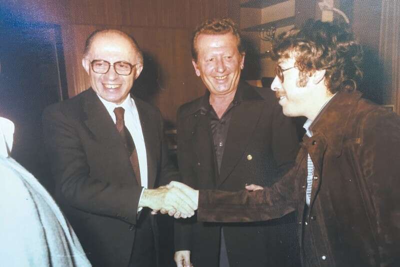 סמל במפגש עם בגין ב־1978 // צילום: באדיבות משפחת סמל