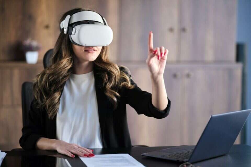כך משקפי VR מסייעות לנשים בבדיקות ממוגרפיה | ישראל היום