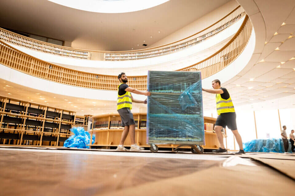 שווה קריאה: מבט על הספרייה הלאומית החדשה | צפו | ישראל היום