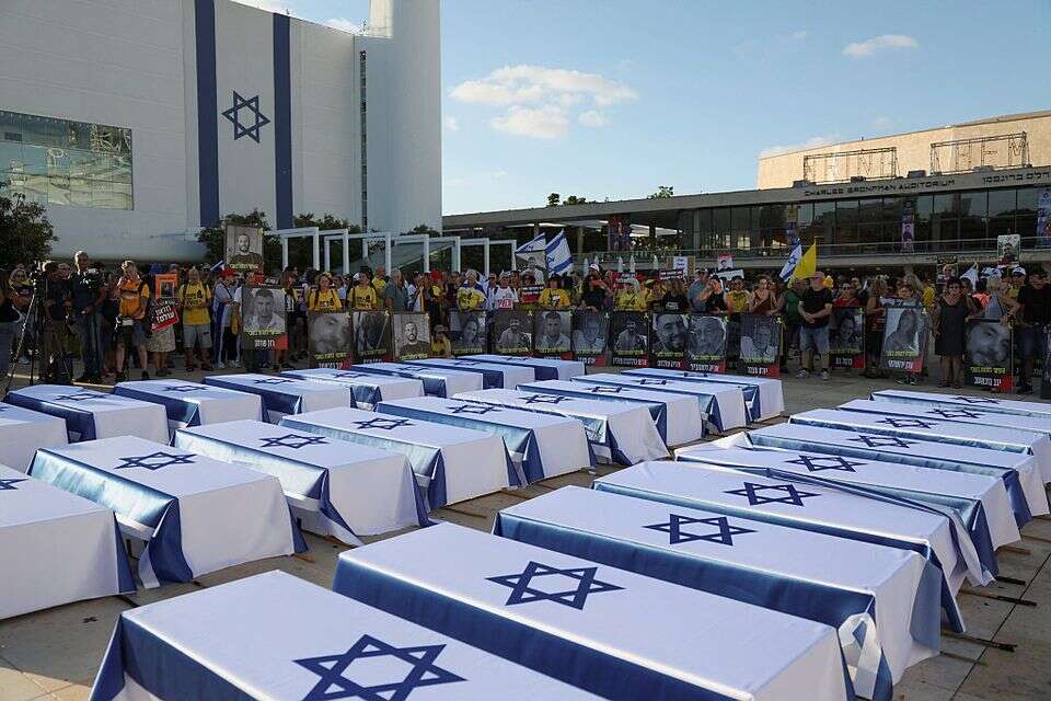 ידענו שהיום הזה יגיע: השלב שבו החטופים חוזרים בארונות | ישראל היום