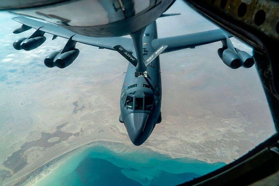 המסר האמריקני לאיראן: מפציצי B-52 הגיעו למזרח התיכון | ישראל היום